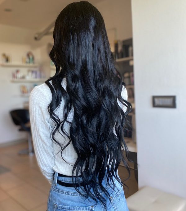 Capelli lunghissimi color nero corvino